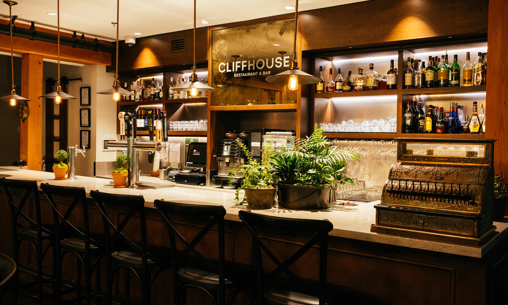 Cliff House Restaurant | Capilano Suspension Bridge Park