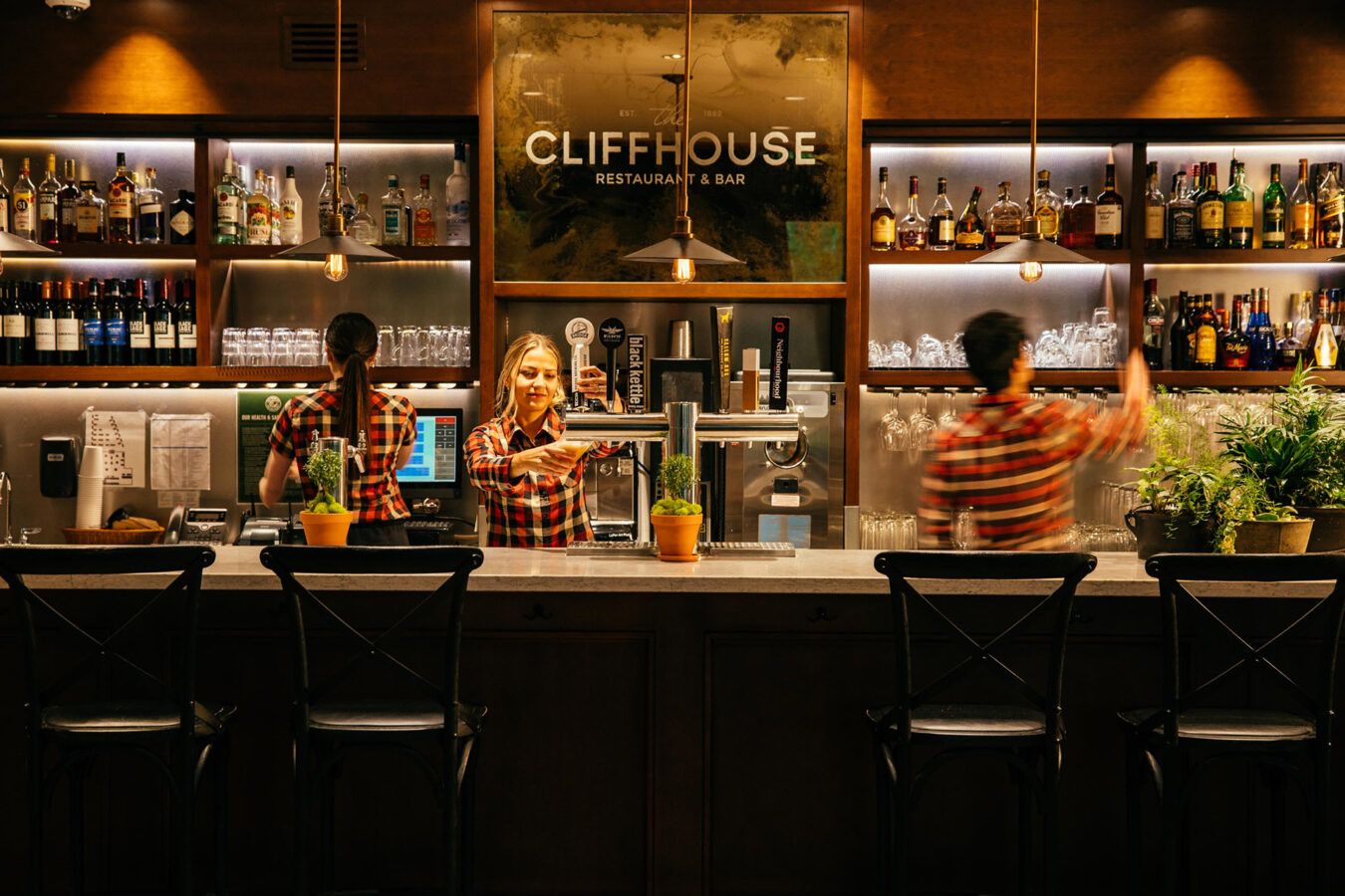 Cliff House Restaurant | Capilano Suspension Bridge Park